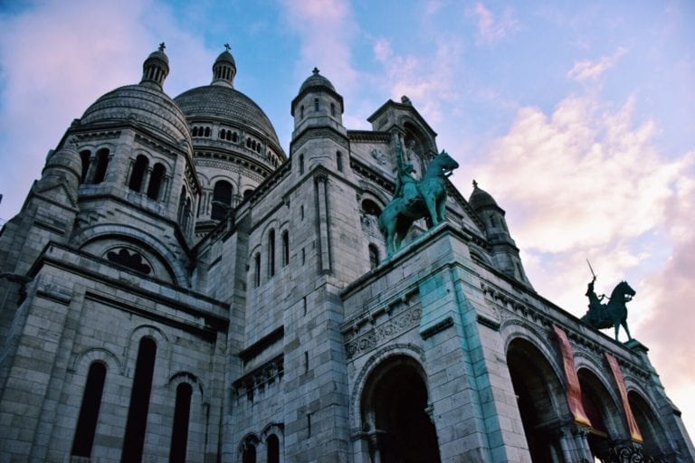 10 Famous Landmarks and Buildings In France You Need To Visit