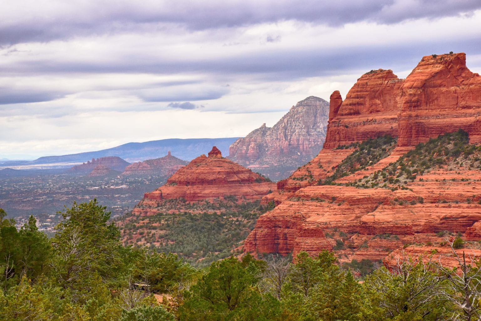 27 Romantic Things to do in Sedona For Couples - Travels With Elle