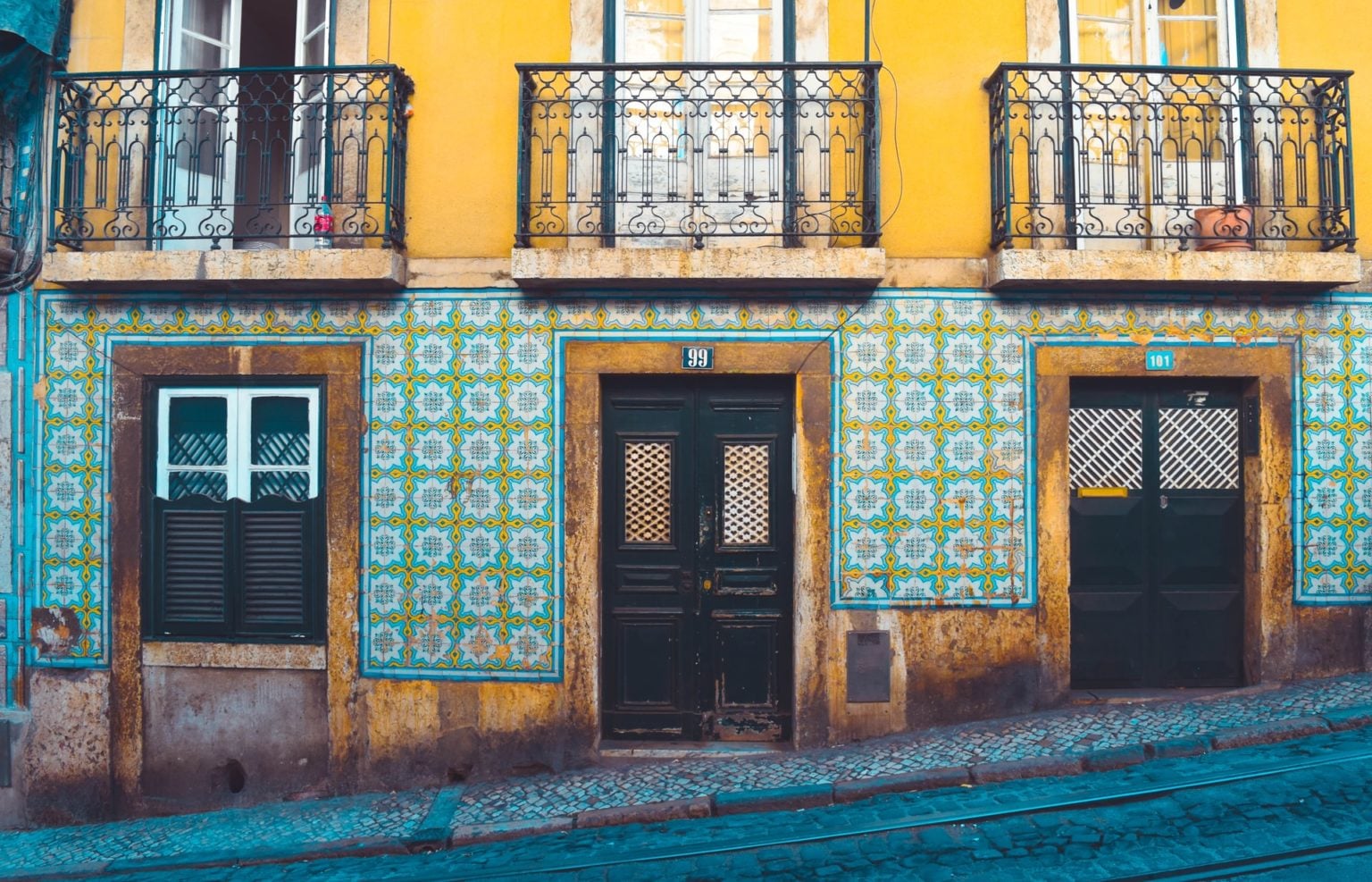 The Ultimate Guide To Getting Around Lisbon By Public Transportation