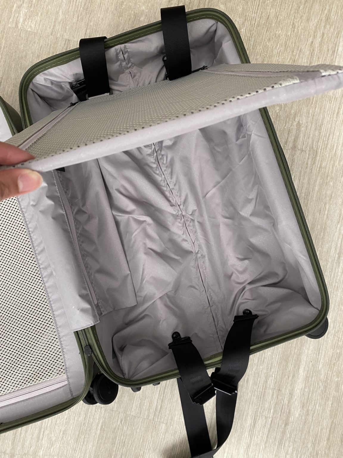 Monos Carry-On Pro Review: Is It Actually Worth The Price?