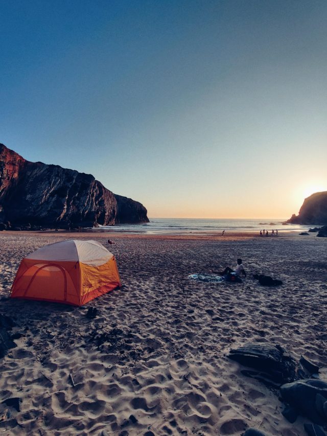 The Ultimate Beach Camping Packing List: 32 Must-Have Items