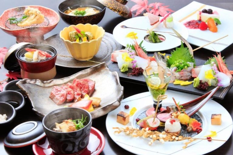 7 Best Ryokans With Private Onsen In Hakone, Japan