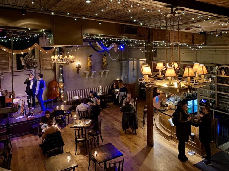 35 Exciting Date Ideas In Seattle, Washington
