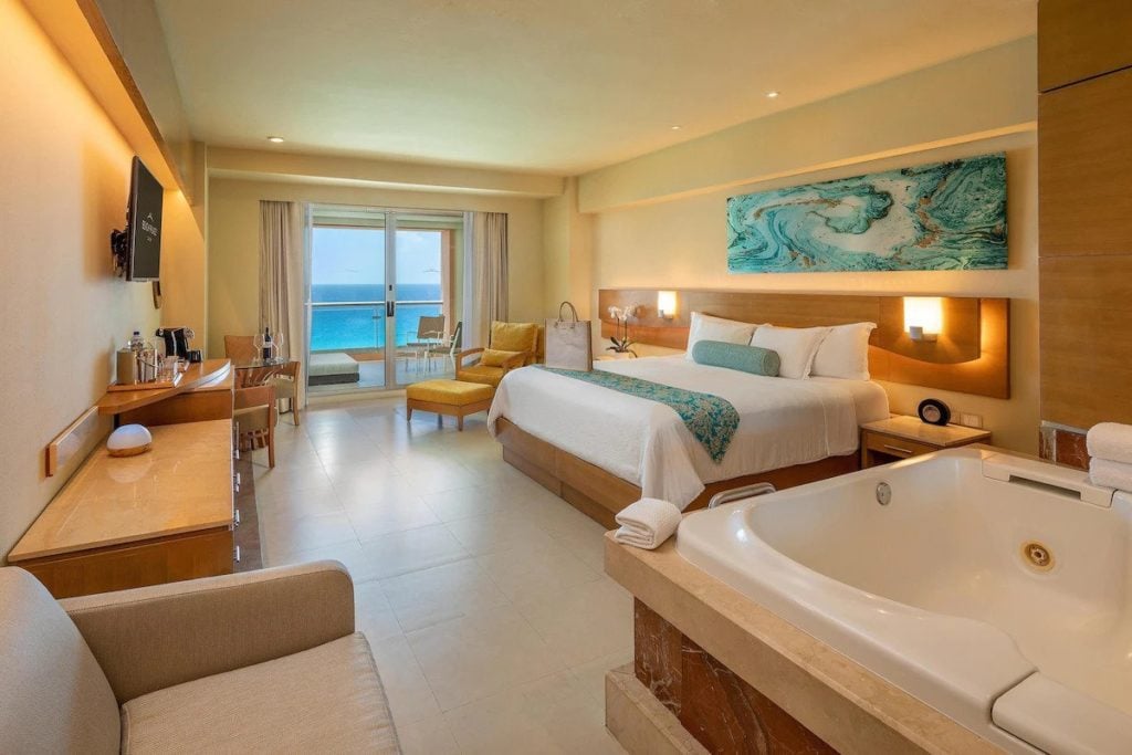 Cancun Spring Break: Where to Stay and Play