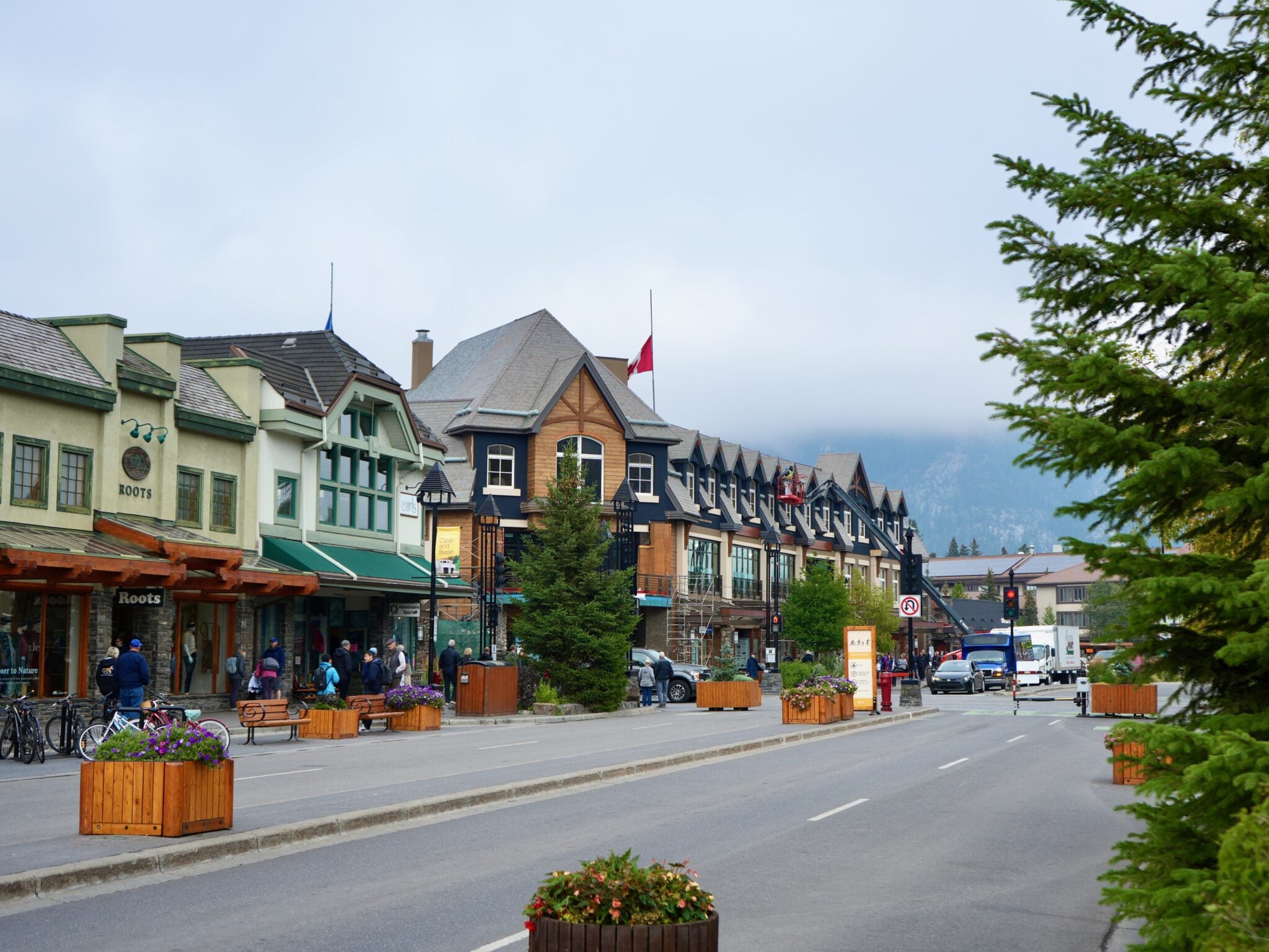 40 Amazing Things To Do In Jasper and Banff NP