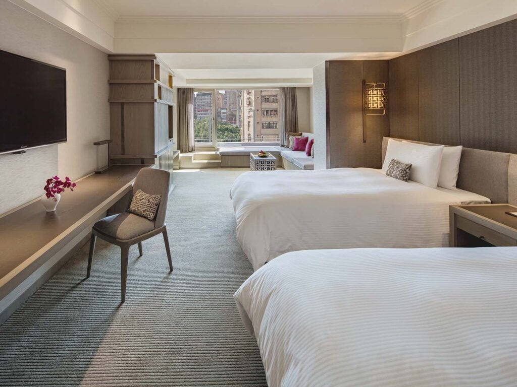 7 Best Luxury Hotels In Taipei For Your Next Trip