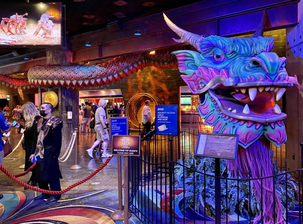 KÀ by Cirque du Soleil Review: Is It Worth The Money?