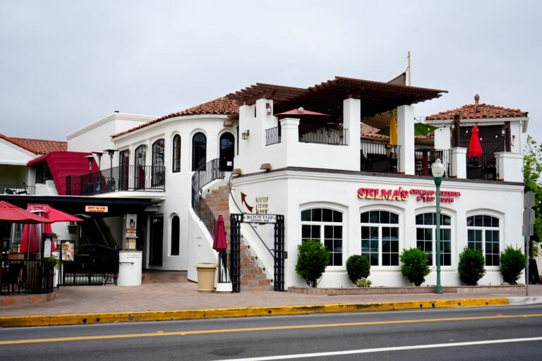 The Perfect Day Trip Itinerary For San Juan Capistrano, California