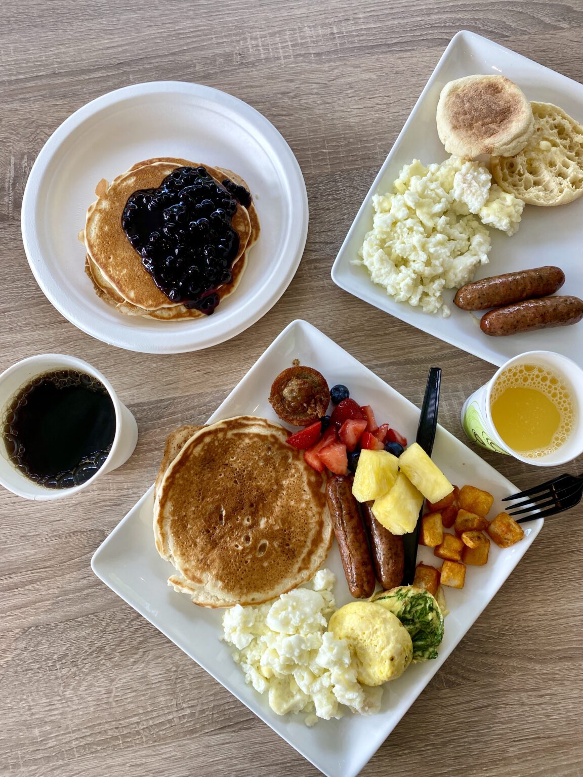 8 Best Disneyland Hotels With Free Breakfasts (That Don't Suck)