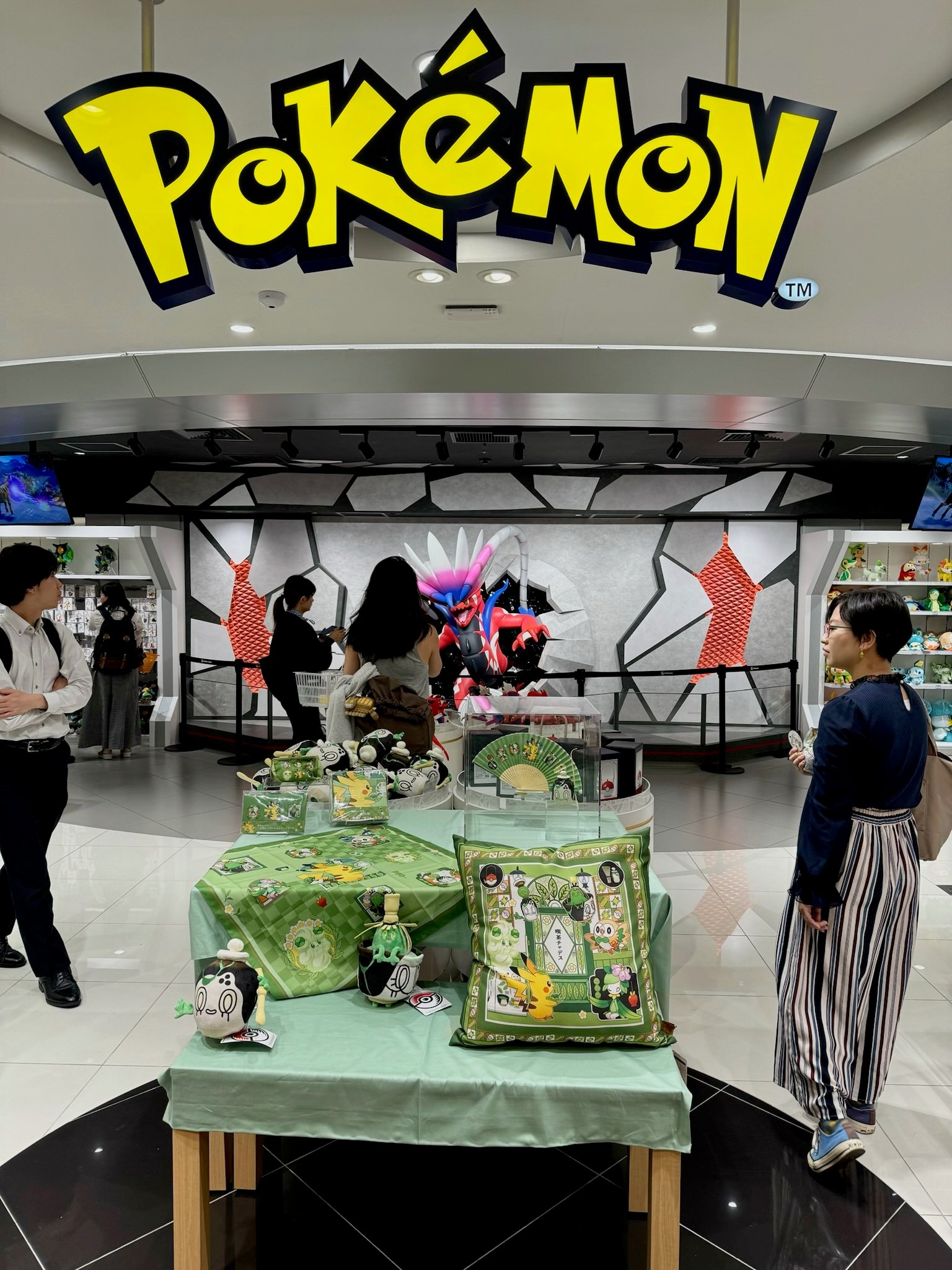 25 Souvenirs And Gifts To Bring Home From Japan