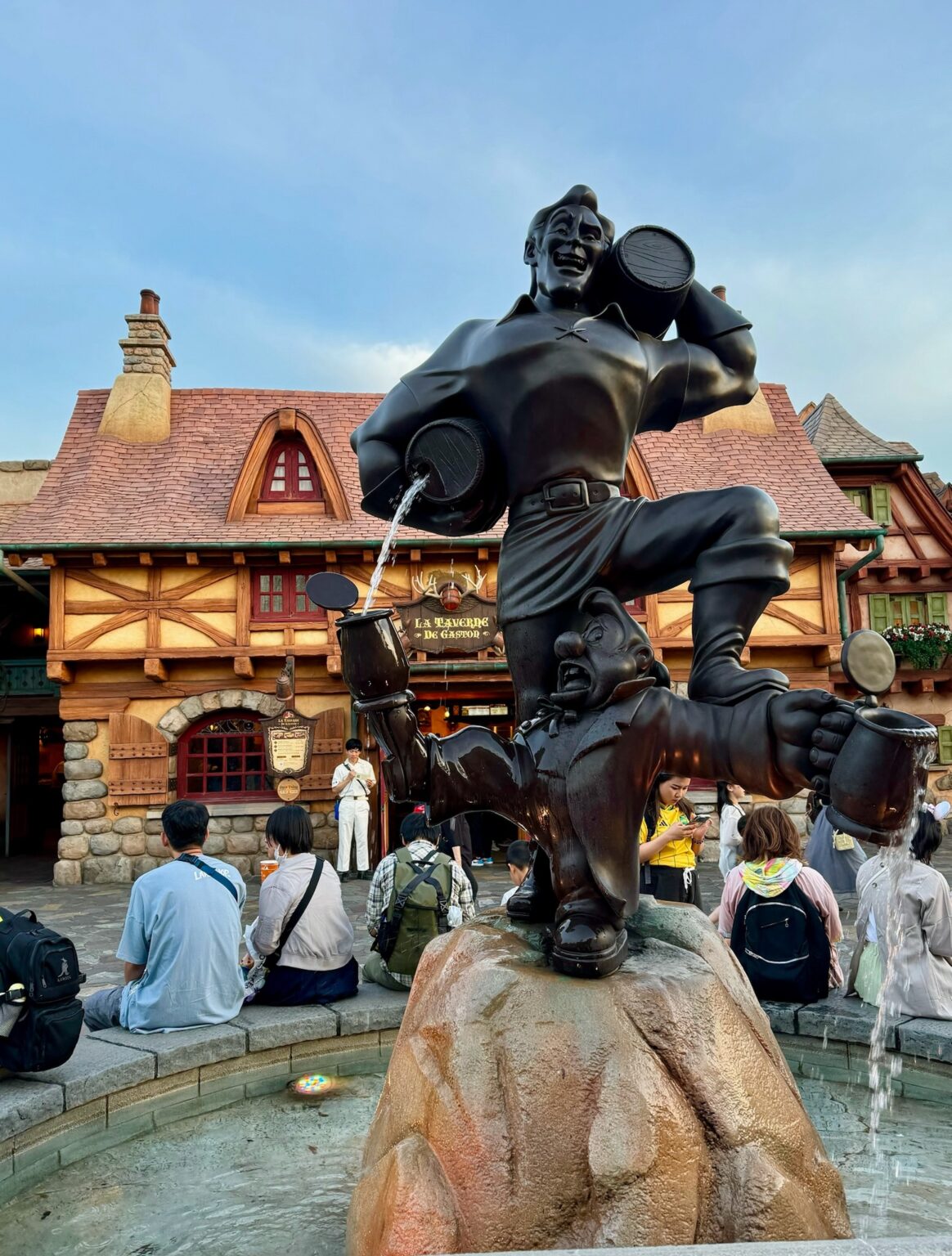 Disney Tokyo vs. DisneySea: Which One Is Right For You?