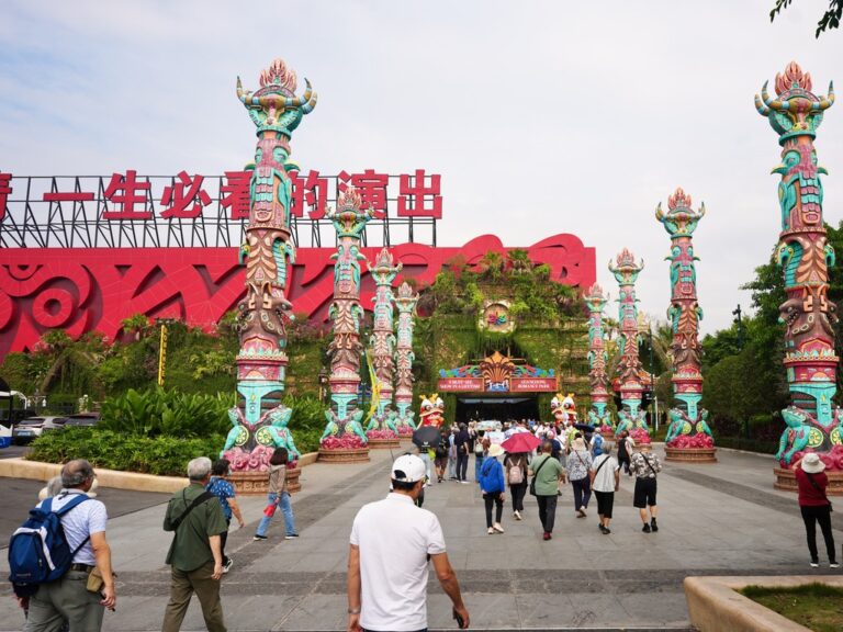 Guangdong Romance Park: Where Cantonese History Comes to Life