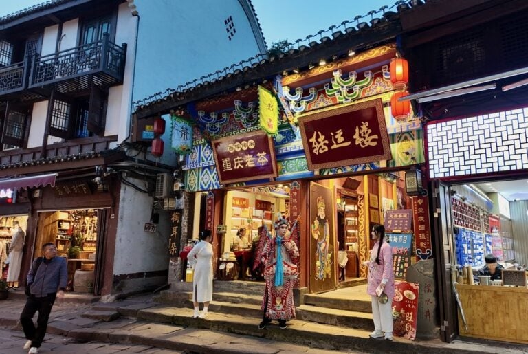 20 Quintessential Things To Do In Chongqing, China