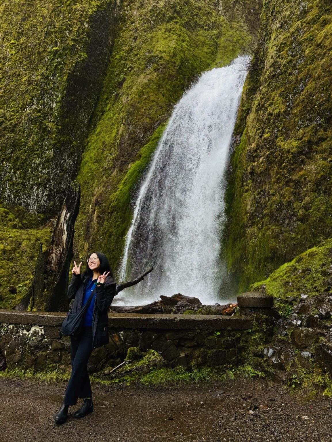 Columbia River Gorge In Half A Day: 5 Waterfalls, 1 Hike, and Endless Awe
